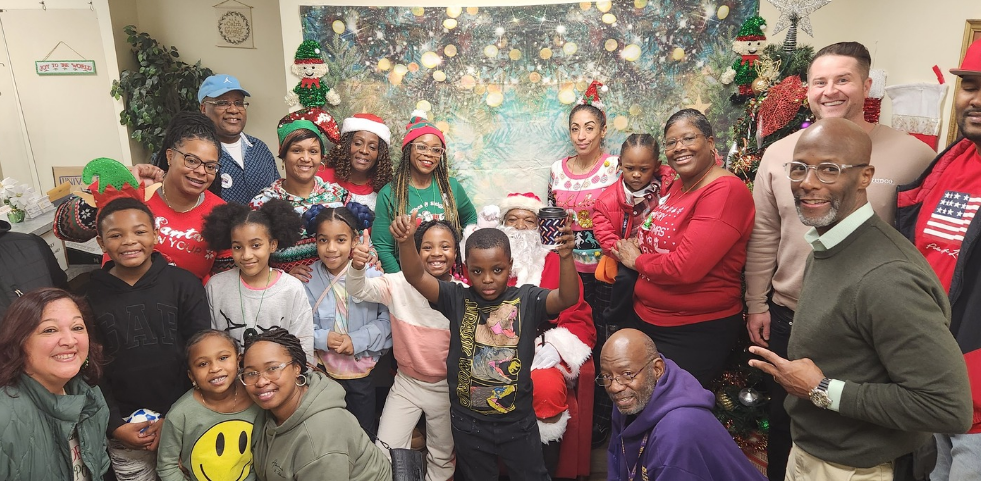 Santa Claus & Elected Officials Celebrate Healthcare Workers And Their ...